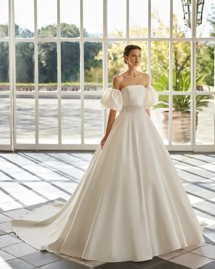 BRIDAL & ACCESSORIES SAMPLE SALE | Gilded Social